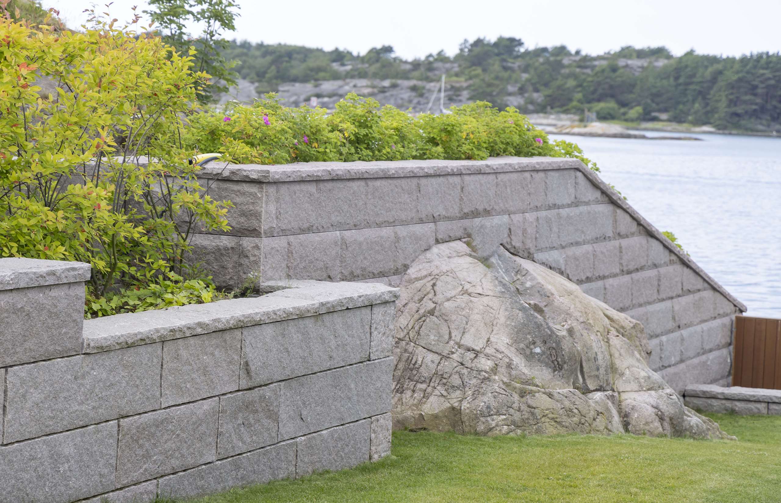 Bohus Blockstensmur o beklädnadsgranit — Benders